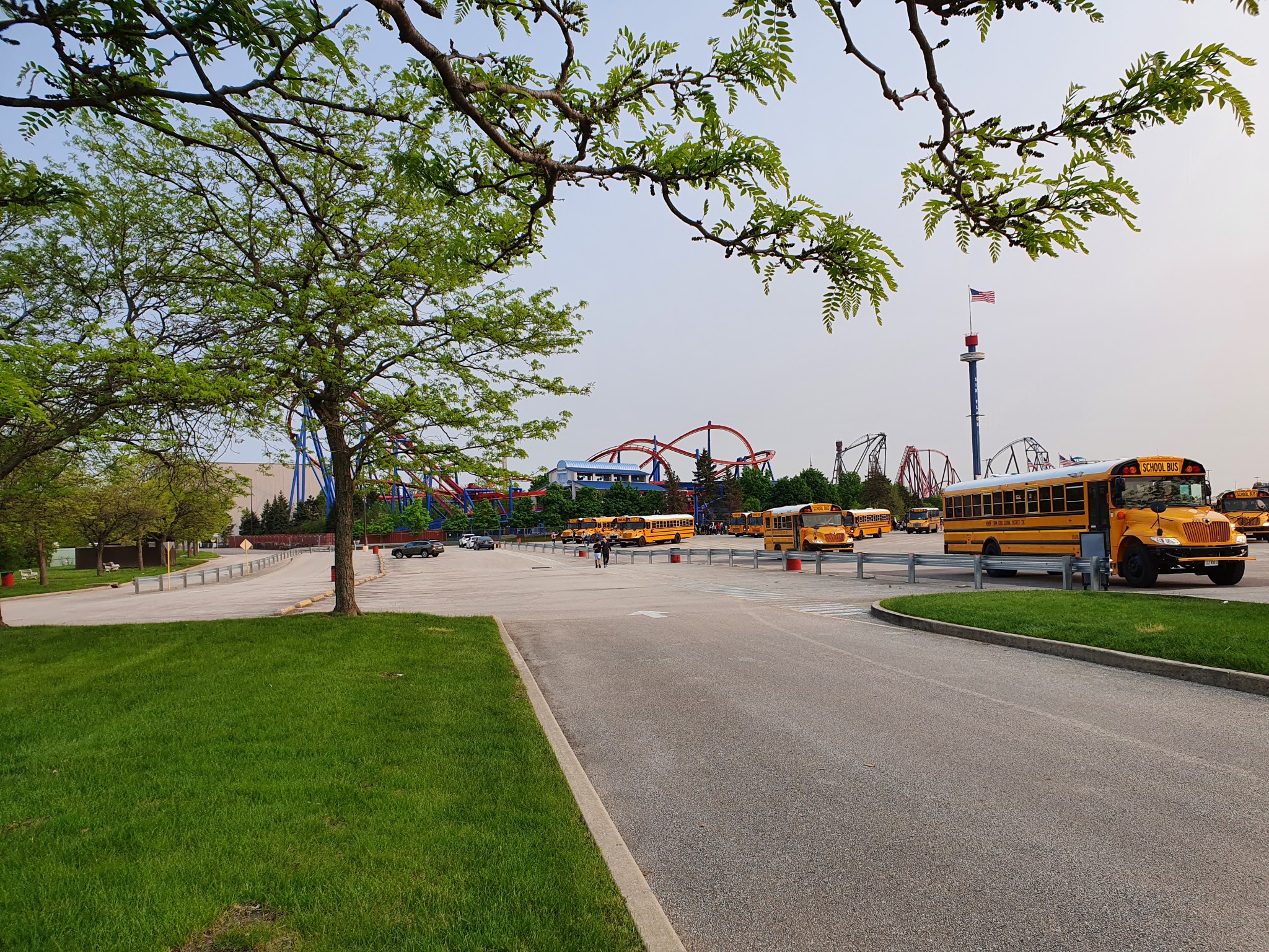 Chicago: Six Flags Great America – Roller Coaster Ramble